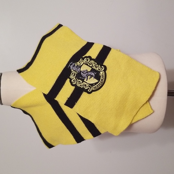 Accessories | Harry Potter Hufflepuff Scarf | Poshmark
